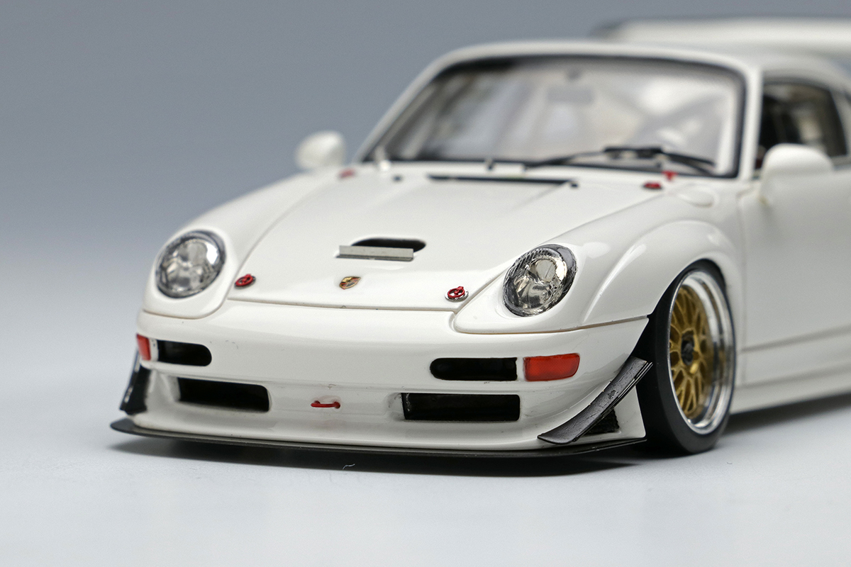 Make Up Co., Ltd. / Porsche 911 (993) GT2 EVO 1998